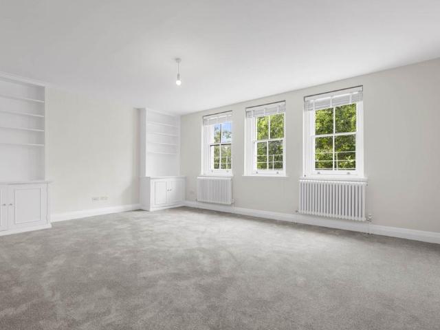 Onslow Gardens, South Kensington SW7 3 bed flat to rent £6,396 pcm £1,476 pw