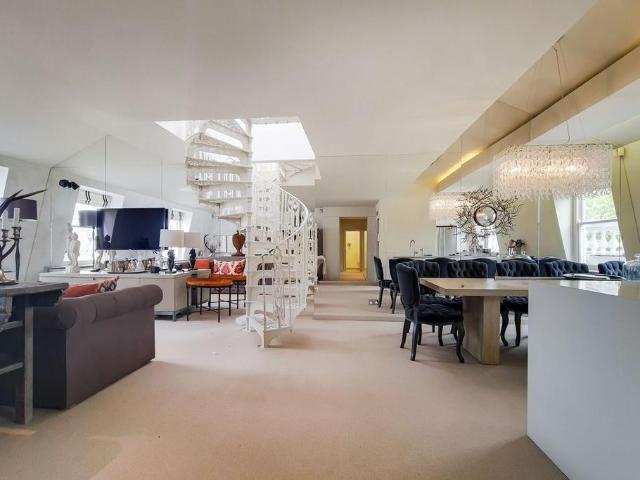 Onslow Gardens, South Kensington. 2 bed flat to rent £15,167 pcm £3,500 pw
