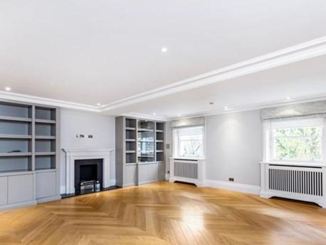 Onslow Square, South Kensington, 3 Bedroom Apartment