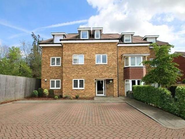 Onslow Place, Bisley, 1 Bedroom Apartment