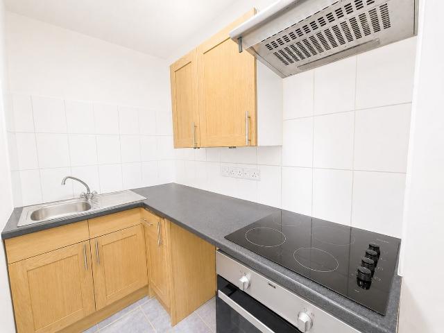 Onslow Road, Southampton SO14, Studio to rent, £725 pcm | PrimeLocation