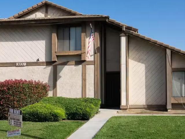 Ontario, CA Apartment $2,100.00 Available July 2022 3231.