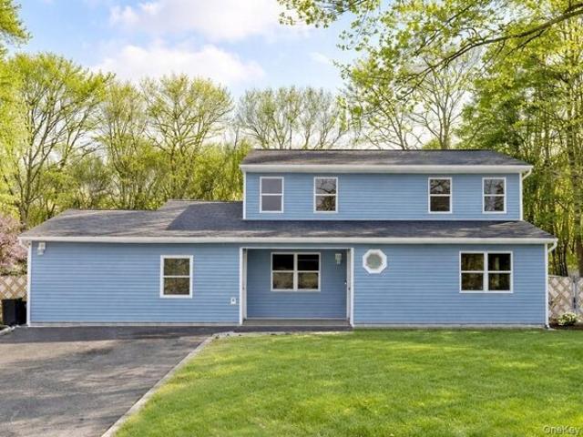 Ontario St, Port Jefferson Station, Home For Sale