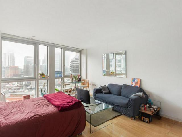 Ontario Tower, London E14 1 bed apartment to rent £1,775 pcm £410 pw