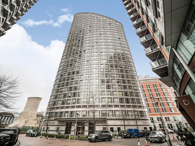 Ontario Tower, 4 Fairmont Avenue E14, 1 bed flat to rent, £2,200 pcm | PrimeLocation