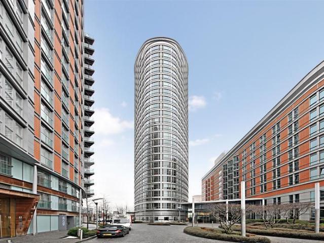 Ontario Tower, 4 Fairmont Avenue E14, Studio to rent, £1,850 pcm | PrimeLocation
