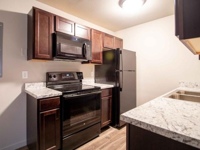 Onyx at Aksarben 1 Bedroom Apartment for Rent at 1875 S 75th St, Omaha, NE 68124 Cornish Heights