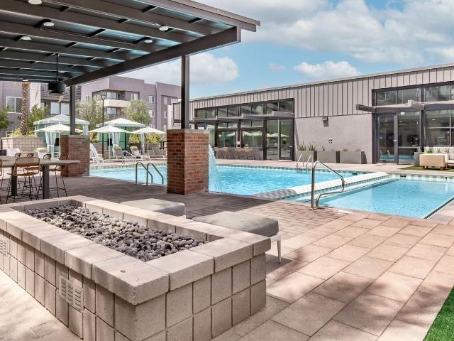 Onyx Uptown PHX 1 Bedroom Apartment for Rent at 500 W Camelback Rd, Phoenix, AZ 85013