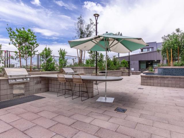 Onyx Uptown PHX 1 Bedroom Apartment for Rent at 500 W Camelback Rd, Phoenix, AZ 85013