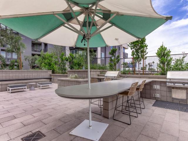 Onyx Uptown PHX 1 Bedroom Apartment for Rent at 500 W Camelback Rd, Phoenix, AZ 85013