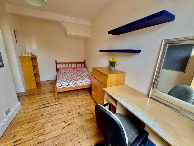 Osmaston Street, Nottingham NG7 6 bed terraced house to rent £3,770 pcm £870 pw