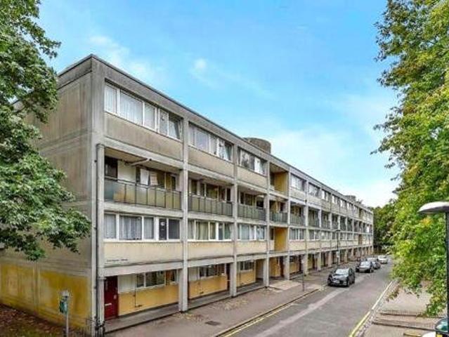 Osmington House, Oval, 4 Bedroom Maisonette