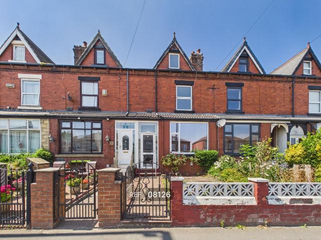 Osmondthorpe Lane, Leeds LS9, 4 bed terraced house to rent, £1,400 pcm | PrimeLocation