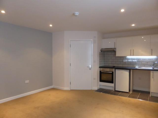 Osmond Road, Hove BN3, Studio to rent, £950 pcm | PrimeLocation