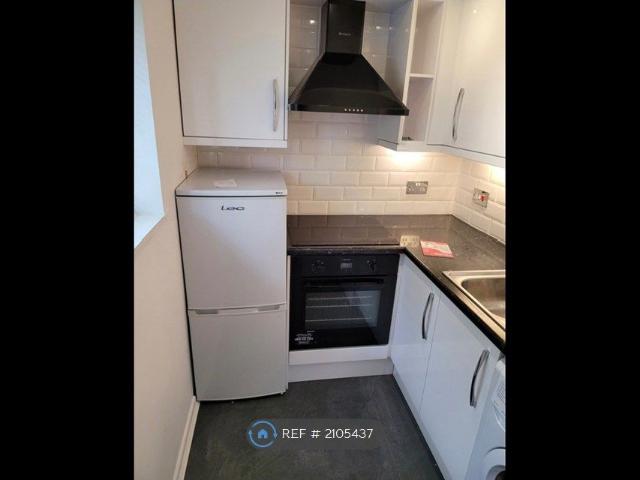 Osborn Court, Portsmouth PO3, Studio to rent, £785 pcm | PrimeLocation