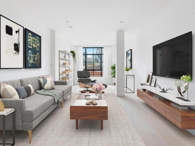 Osborn Street, London, E1 2 bed flat to rent £3,250 pcm £750 pw