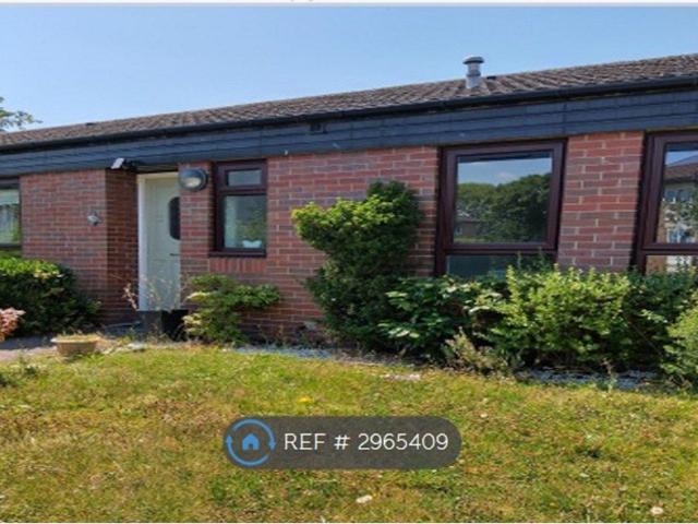 Osborne Court, St Helens WA10, 3 bed bungalow to rent, £1,139 pcm | PrimeLocation