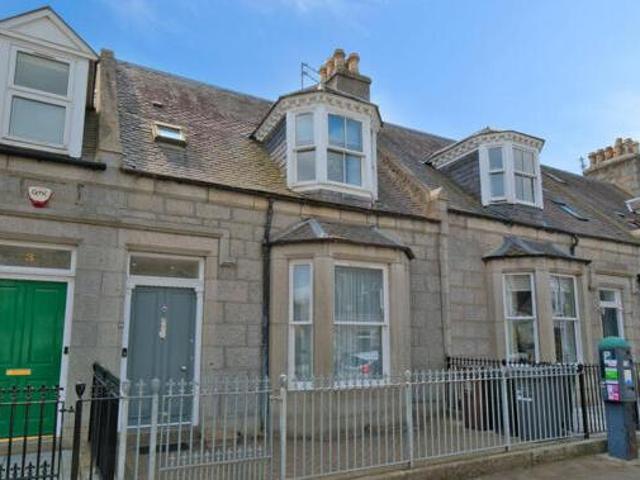 Osborne Place, The West End, 3 Bedroom Terraced