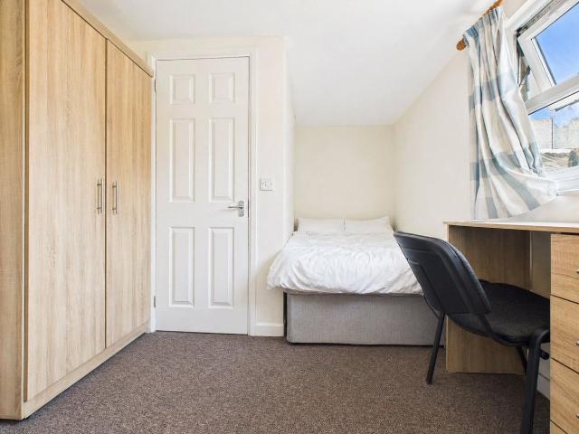 Osborne Road, Brighton BN1, Room to rent, £680 pcm | PrimeLocation