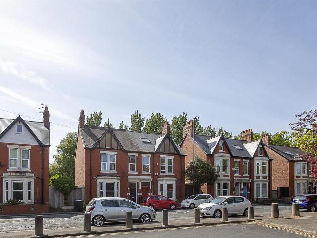 Osborne Road, Jesmond, Newcastle upon. 5 bed house to rent £3,033 pcm £700 pw