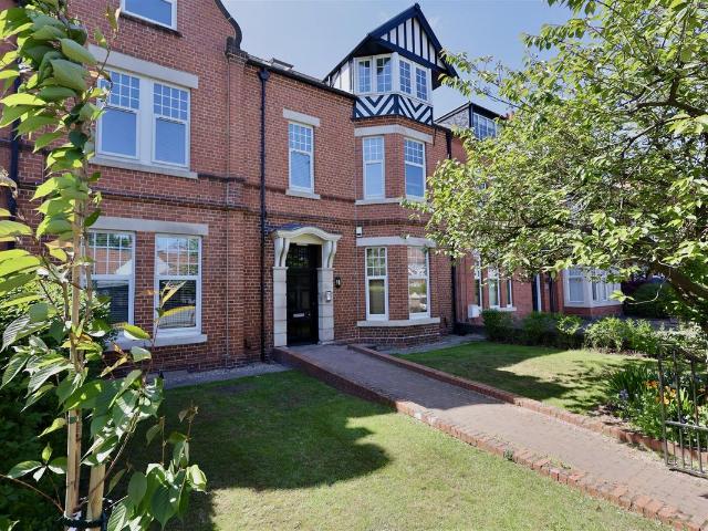 Osborne Road, Jesmond, Newcastle Upon Tyne NE2, 2 bed flat to rent, £1,095 pcm | PrimeLocation