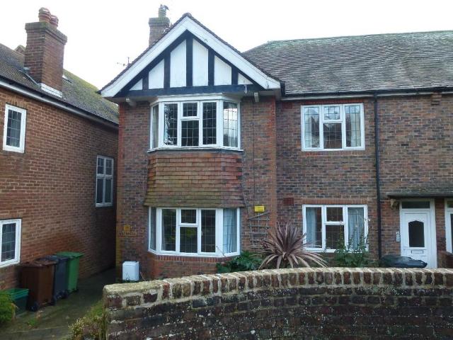 Osborne Road, Old Town 2 bed flat to rent £1,300 pcm £300 pw