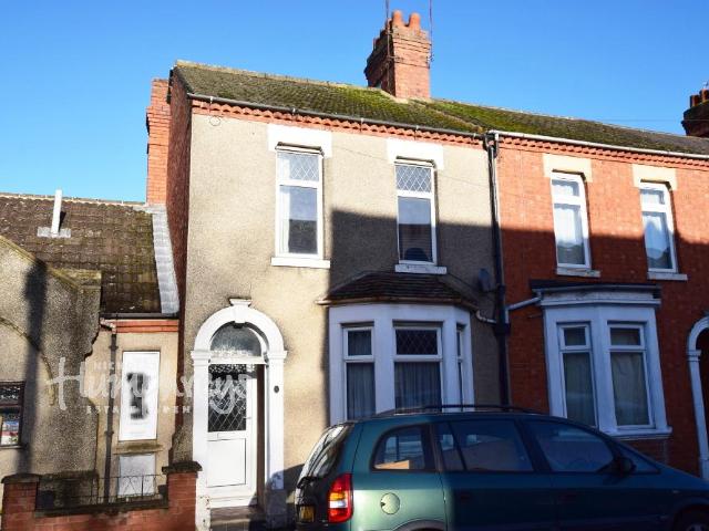 Osborne Road, Northampton NN2 5 bed house share to rent £1,995 pcm £460 pw