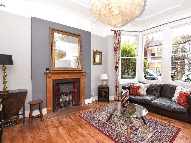 Osborne Road, Palmers Green, London N13, 2 bed flat to rent, £1,650 pcm | PrimeLocation