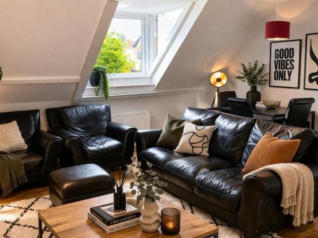 Osborne Road, Tyne and Wear NE2 3 bed flat to rent £2,119 pcm £489 pw