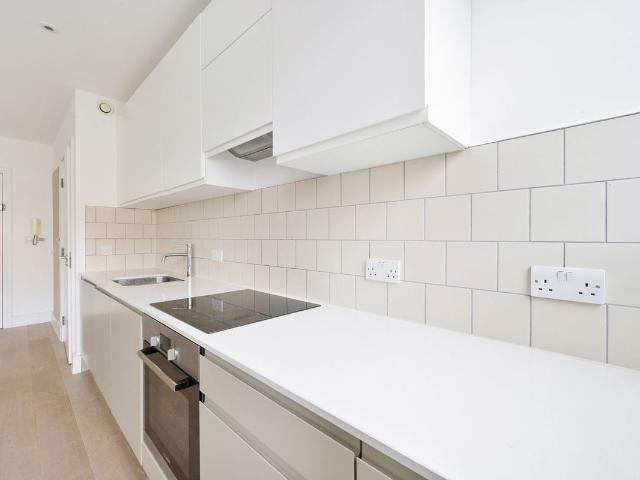 Osbornhouse, Blackheath SE3, Studio to rent, £1,325 pcm | PrimeLocation