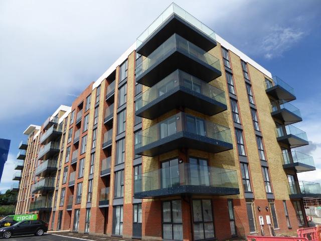 Oscar Wilde Road, Reading RG1, 2 bed flat to rent, £1,700 pcm | PrimeLocation