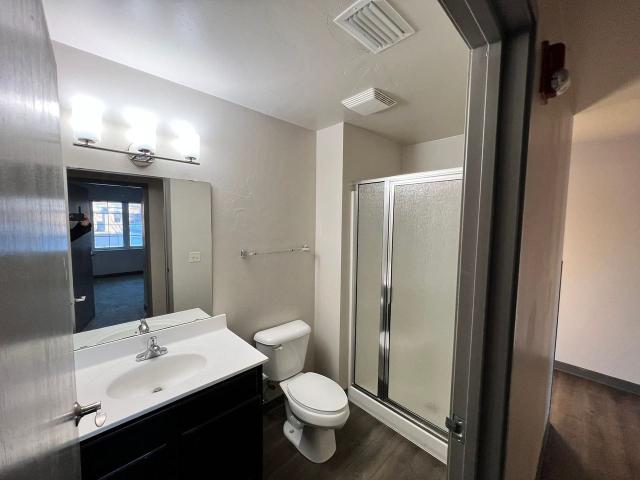 Oshkosh College Housing 2 Bedroom Apartment for Rent at 500 Marion Rd, Oshkosh, WI 54901