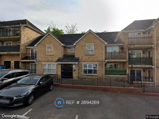 Osier Drive, Basildon SS15, 2 bed flat to rent, £1,300 pcm | PrimeLocation