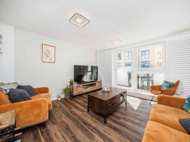 Osiers Road, Wandsworth SW18, 2 bed property to rent, £3,200 pcm | PrimeLocation