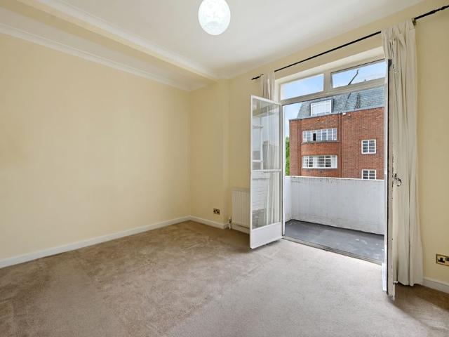 Oslo Court, Prince Albert Road, NW8