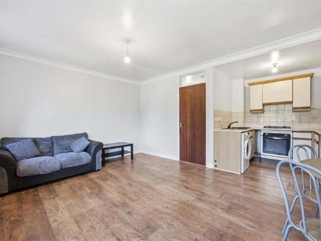 Osprey Close, West Drayton, UB7