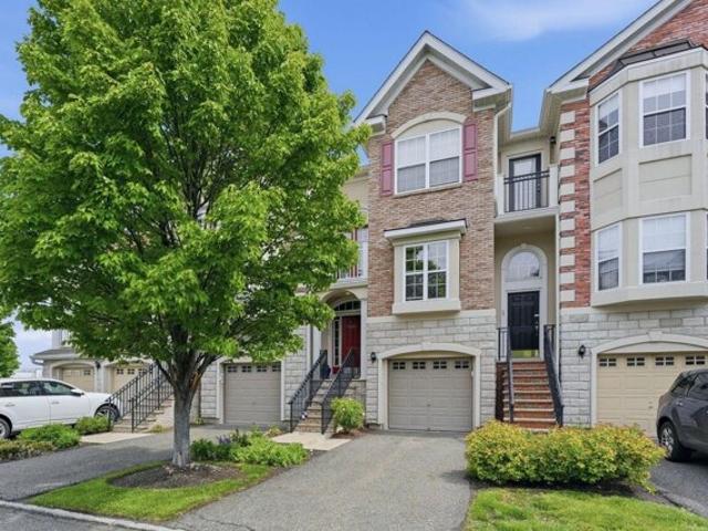 Osprey Ct, Secaucus, Home For Sale