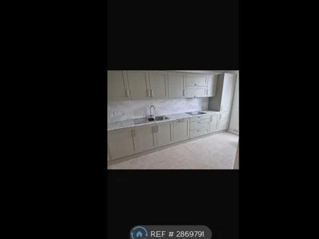 Osprey Heights, 7 Bramlands Close, London, SW11 2NP, United Kingdom | 2 bed apartment for rent #166580141 | Rentberry