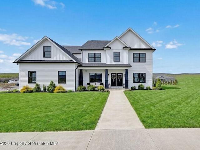 Osprey Ln, Archbald, Home For Sale