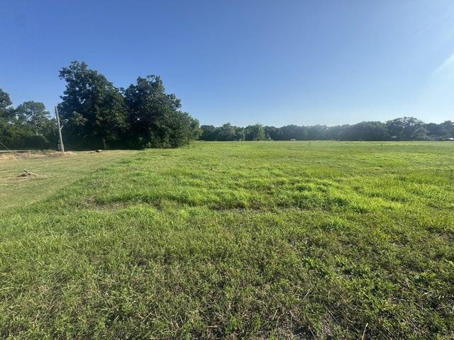 Osprey St, Palacios, TX 77465