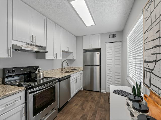 Osprey Pointe Apartment Homes 1 Bedroom Apartment for Rent at 1900 55th Ave S, St. Petersburg, FL 33712 Greater Pinellas Point