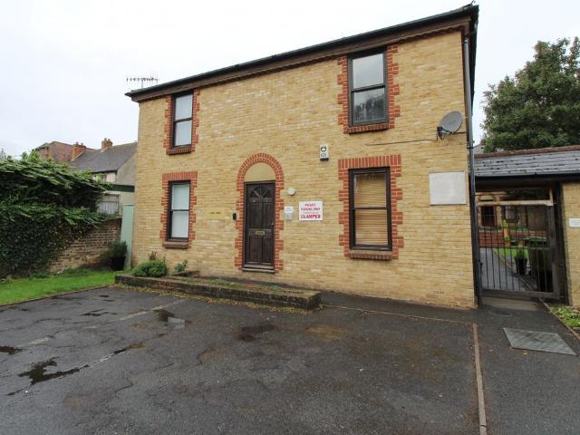 Ospringe Street, Kent ME13, 1 bed flat to rent, £900 pcm | PrimeLocation