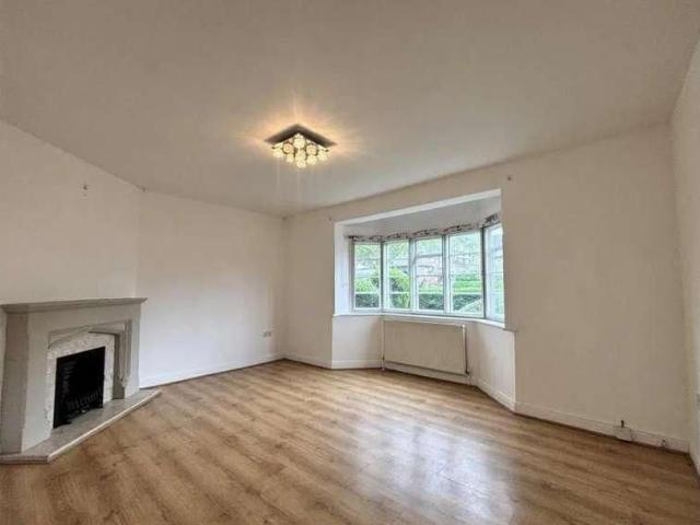 Ossulton Way, London, N2