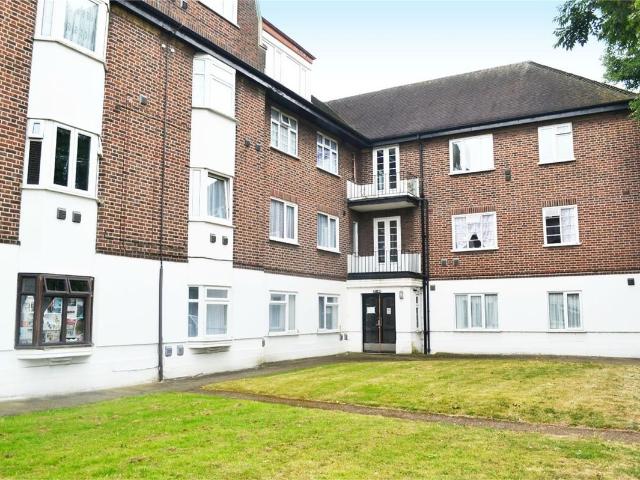 Osterley Court, Osterley TW7, 2 bed flat to rent, £1,895 pcm | PrimeLocation