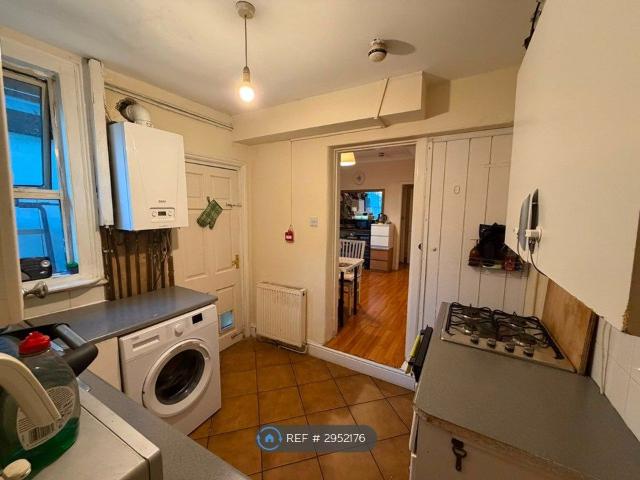 Osterley Park View Road, London W7, Room to rent, £770 pcm | PrimeLocation