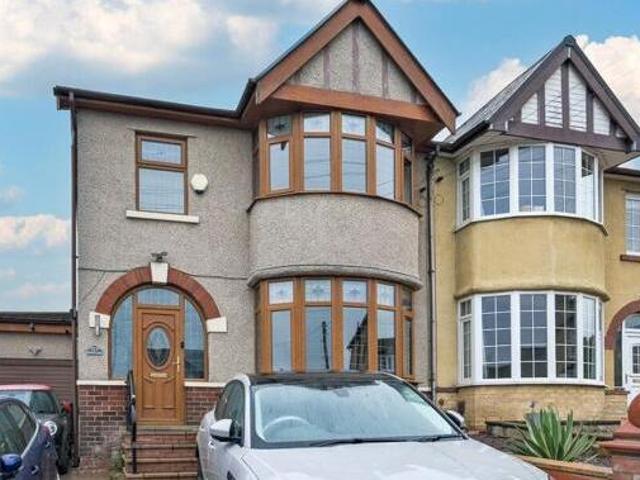 Oswaldtwistle, Stanhill Lane, Accrington, 3 Bedroom Semi detached