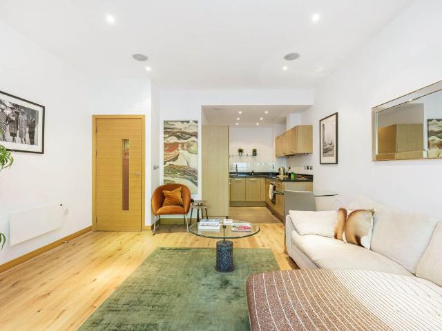 Oswald Building, 374 Queenstown Road, London SW11, 1 bed flat to rent, £2,700 pcm | PrimeLocation