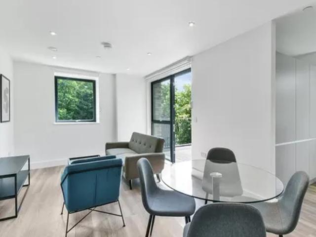 Oswald House, Juniper Crescent, London, SE10 8LG, United Kingdom | 2 bed apartment for rent #167385465 | Rentberry