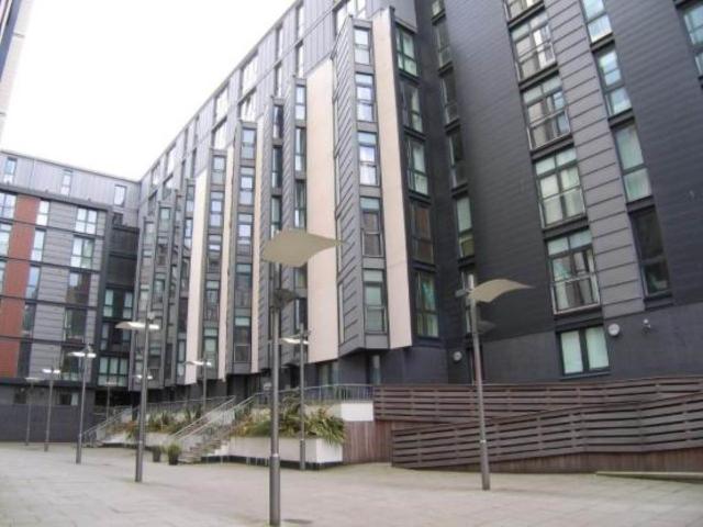 Oswald Street, Glasgow G1, 2 bed flat to rent, £1,375 pcm | PrimeLocation