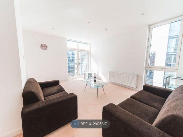 Oswald Street, Glasgow G1, 2 bed flat to rent, £1,550 pcm | PrimeLocation